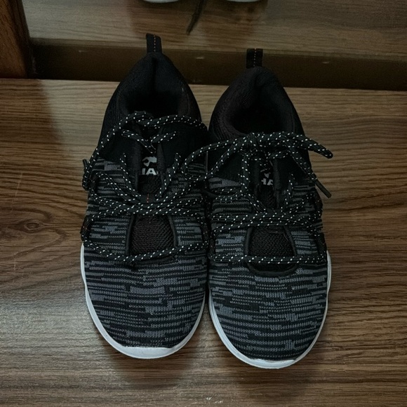 Shaq | Shoes | Shaq Black And Gray Cloth Sneakers All Man Made ...